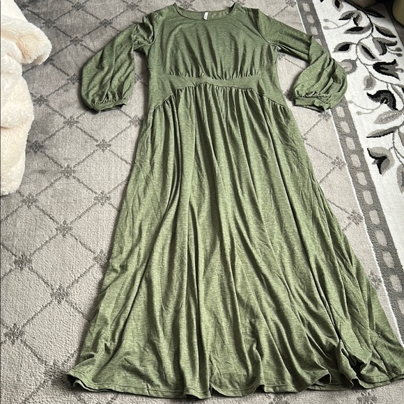 HALARA | Dresses | Halara Green Maxi Dress | Poshmark